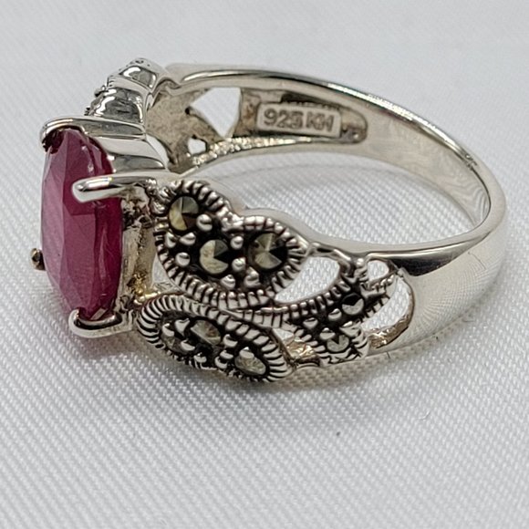 JTV | Jewelry | Nwot 925 Silver Ring With An Oval Ruby Stone | Poshmark